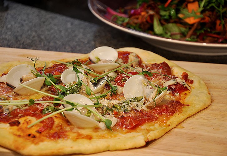 Gör dina egna skaldjurpizzor